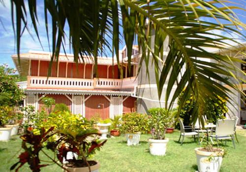 Rodrigues Island guest houses. 33 guest homes on Rodrigues Island ...