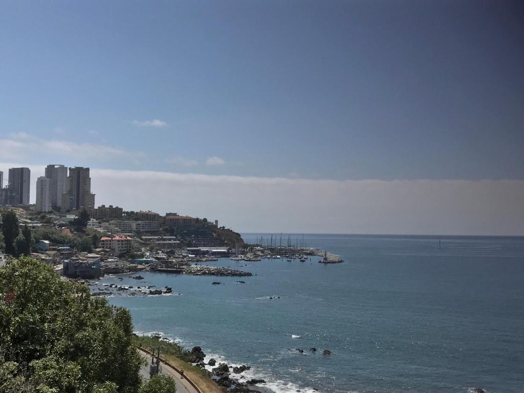 Hotel Radisson Blu Acqua Concon, Concón, Chile - Booking.com