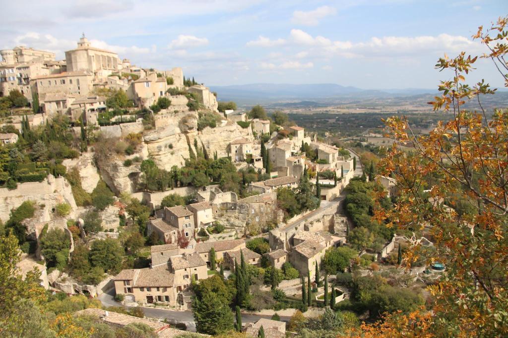 Hotel La Bastide de Gordes, France - Booking.com