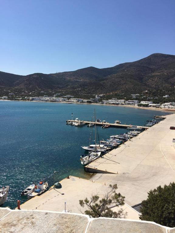 Platys Gialos Hotel Sifnos, Platis Yialos Sifnos, Greece - Booking.com