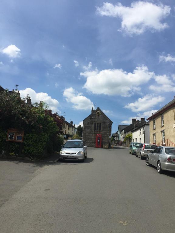 The Oxenham Arms Hotel & Restaurant, South Zeal – Updated 2018 Prices